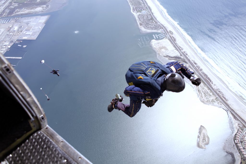 U.S. Navy Seals Elite Parachute Team to Jump at OC Air Show - SBJ