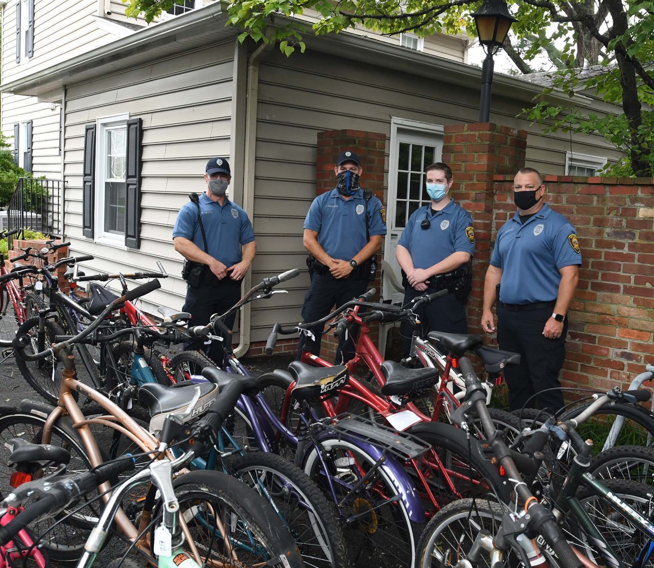SU Police Department Donates Bikes to Local School Program - SBJ