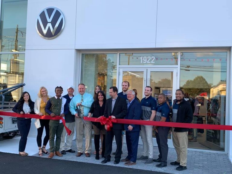 Pohanka Volkswagen of Salisbury Hosts SACC Business After Hours - SBJ