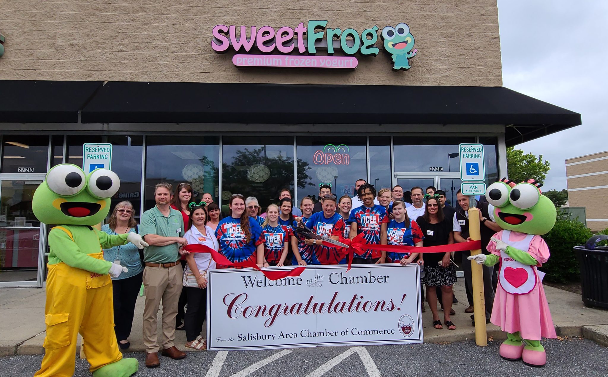 It's Sweet and Cool All Year Round at sweetFrog! - SBJ