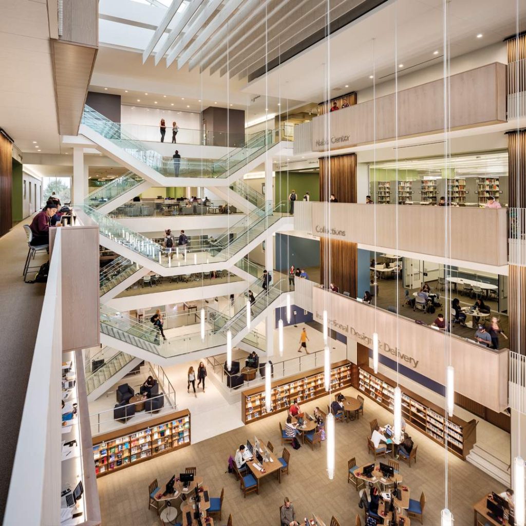 Princeton Review Ranks SU's Guerrieri Academic Commons Among Top 10 in ...