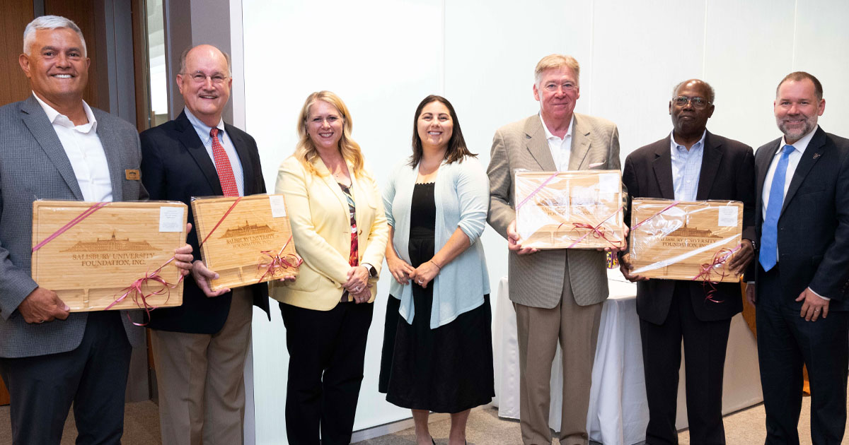 SU Foundation Honors Retiring Board Members - SBJ